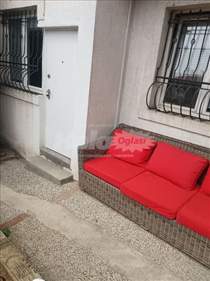 Izdavanje stana na Bulevaru(Cvetkova Pijaca)