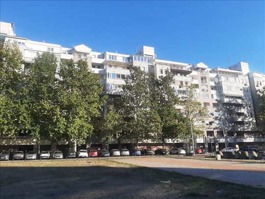 Odličan namešten dvosoban stan kod Arene