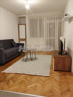 Renoviran stan u Borči, 1.0, 39m²