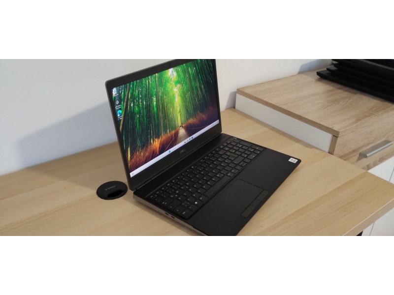 Dell Precission 7550.15.6" i7-10750H.32GB DDR4.512 SSD