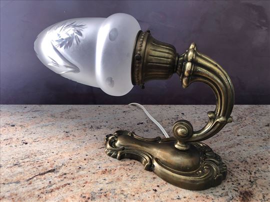 Lampa zidna sa širmom brušeno staklo
