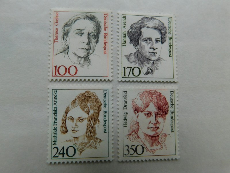 DEUTSCHE BUNDESPOST 1988 KOMPLET ČISTA SERIJA