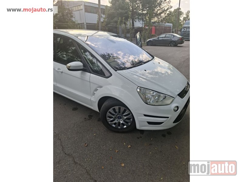 Ford S_Max