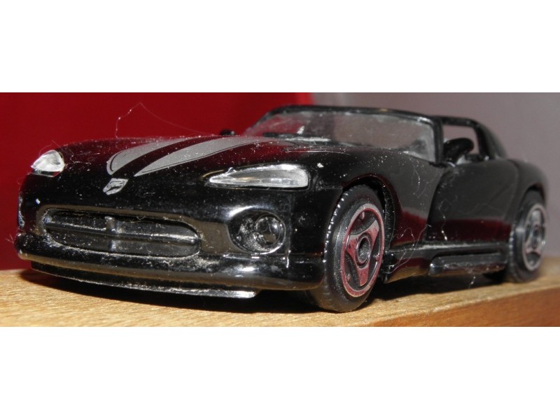 METALNI AUTO: VIPER
