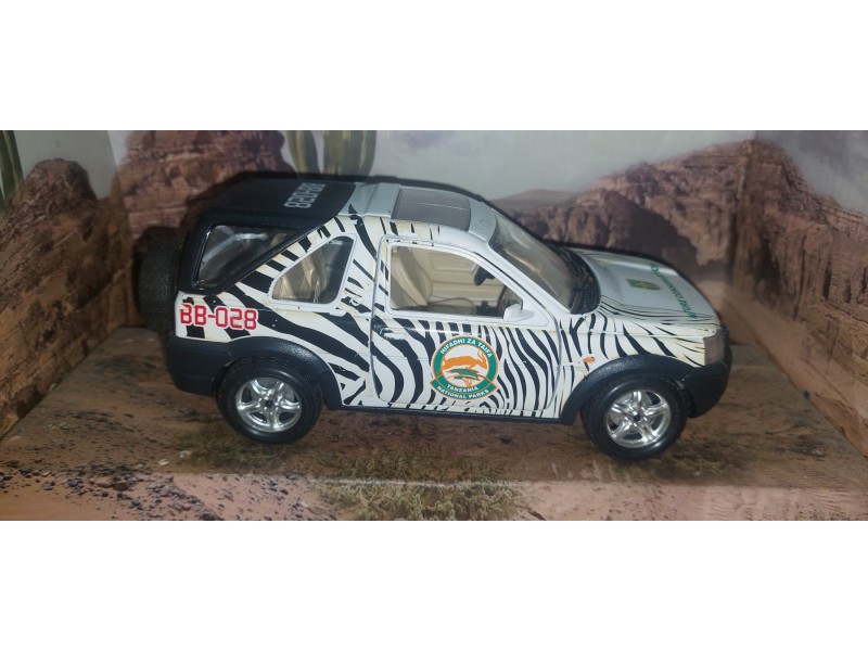 Burago Land Rover Freelander 1:24