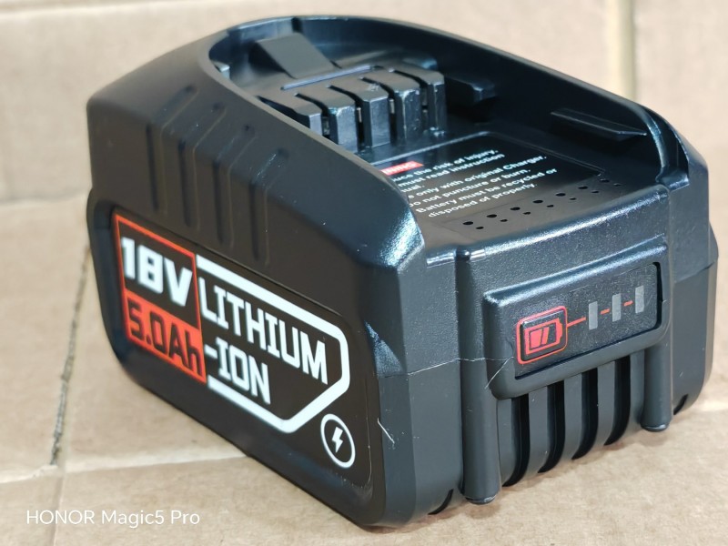 Baterija Bosch 18v Li-jon 5Ah