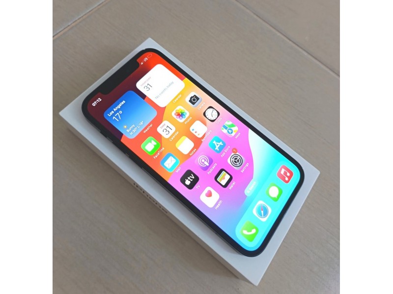 iPhone 12