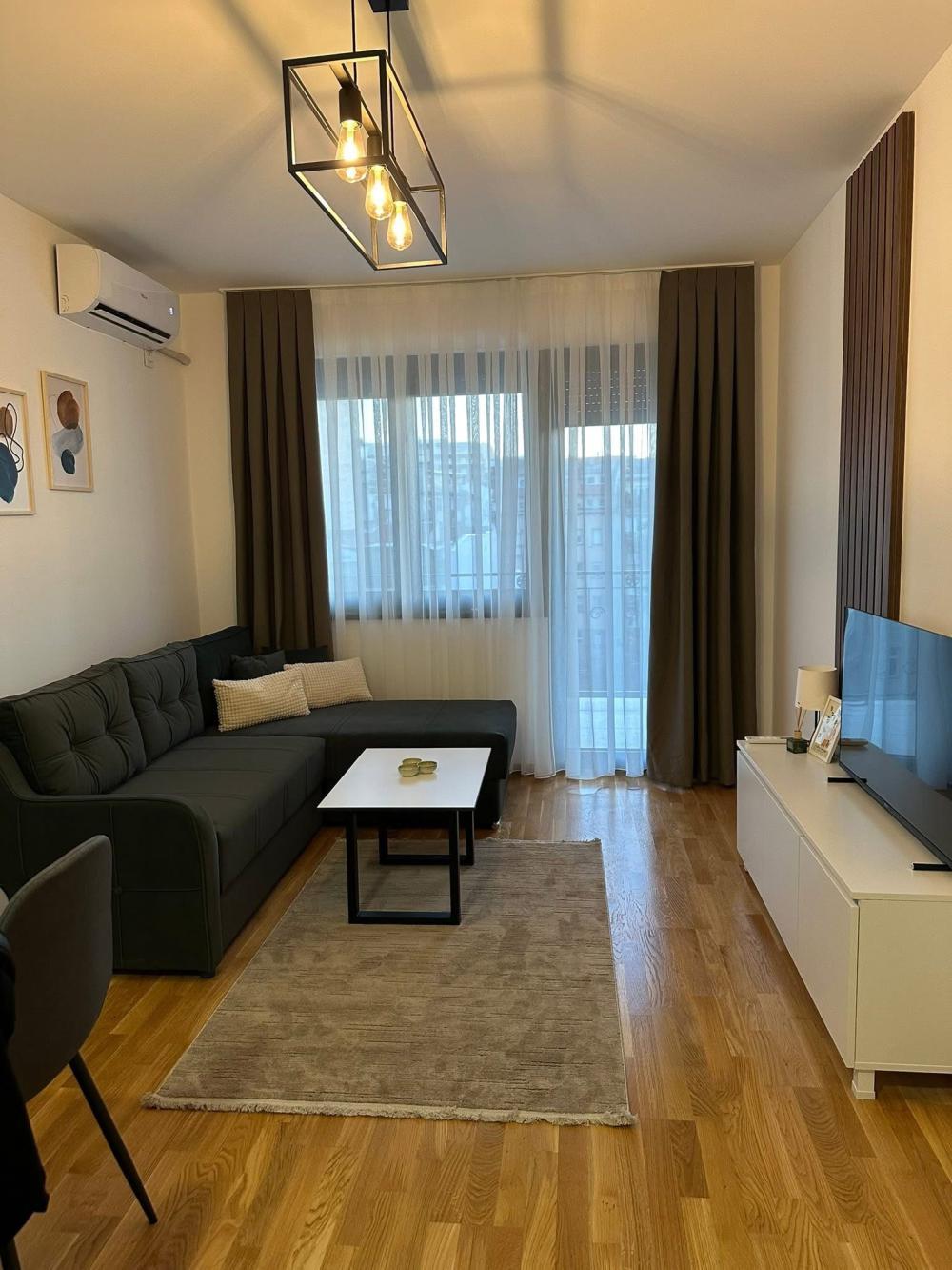 Albanske spomenice, Dvosoban stan za izdavanje, 41m2, 800€