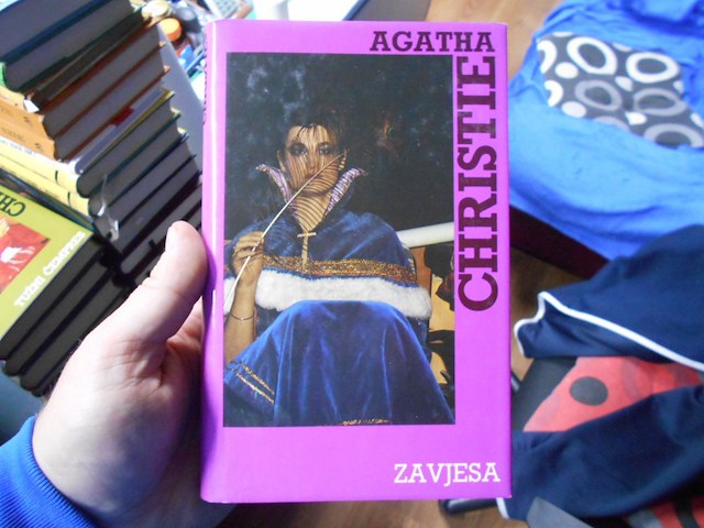 Agata Kristi - Zavjesa