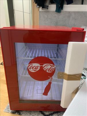Kompresorski frizider Coca Cola-novo