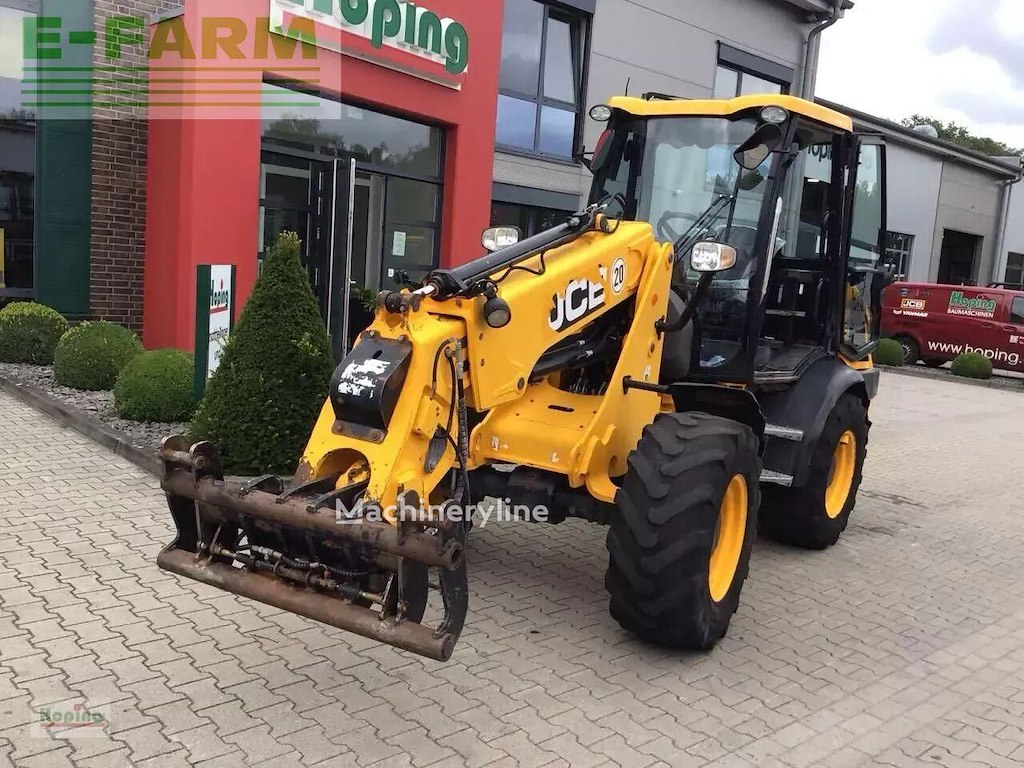 JCB tm220 agri mini bager