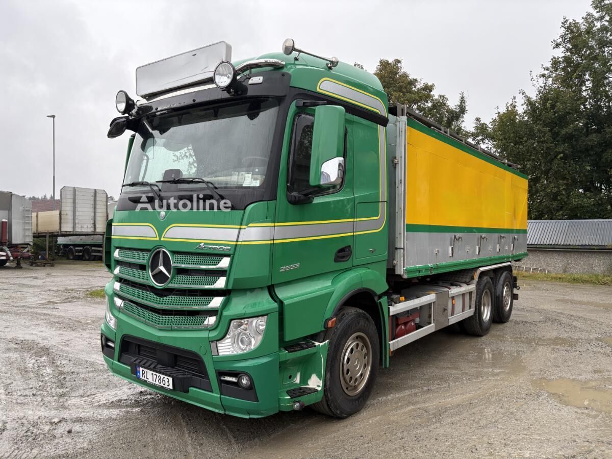 Prodaje se Mercedes-Benz ACTROS kiper na aukciji