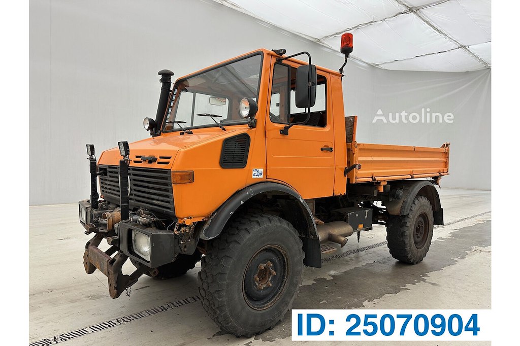 Mercedes-Benz Unimog U427 - 4x4 kiper
