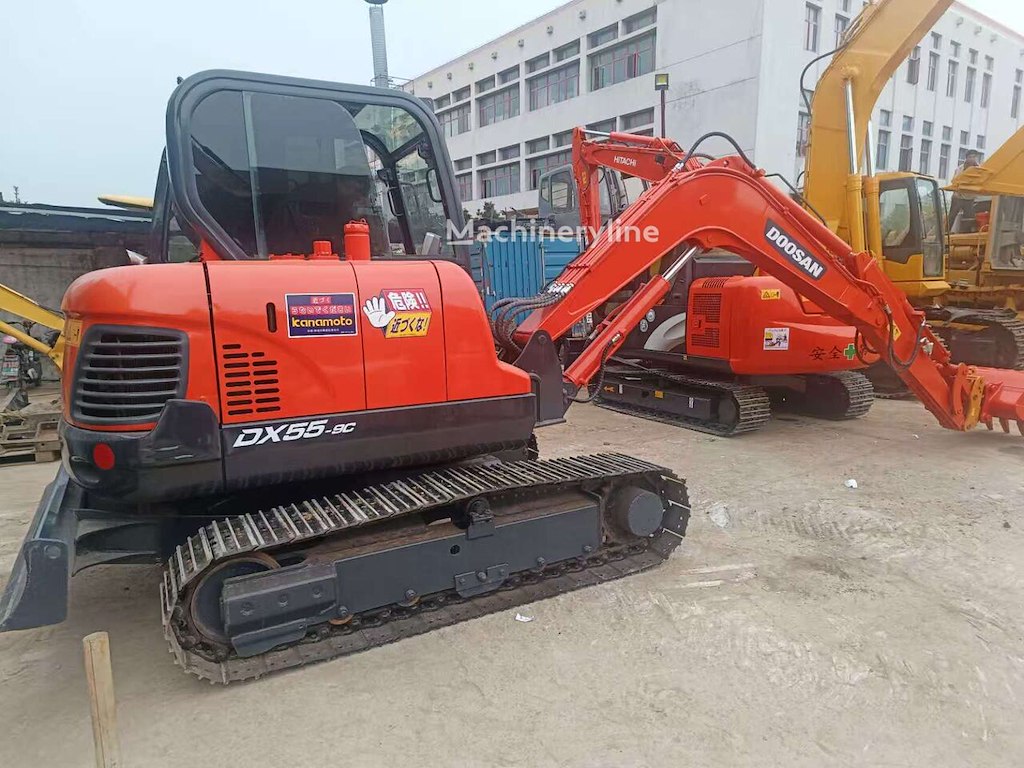 Doosan DX55 midi bager