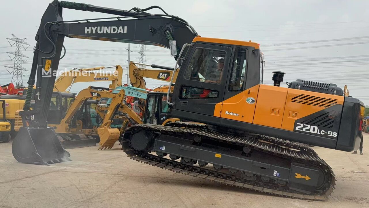 Hyundai R220LC-9S bager guseničar