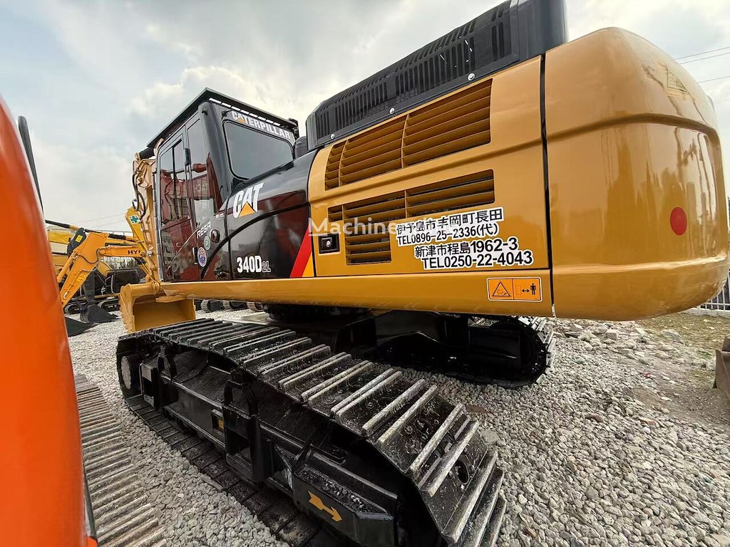 Caterpillar 340D2 bager guseničar