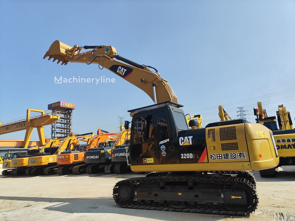 Caterpillar 320D2L bager guseničar
