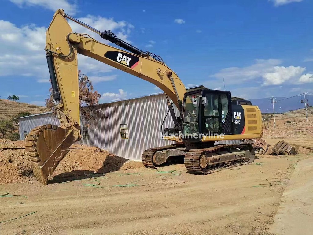 Caterpillar 320E bager guseničar