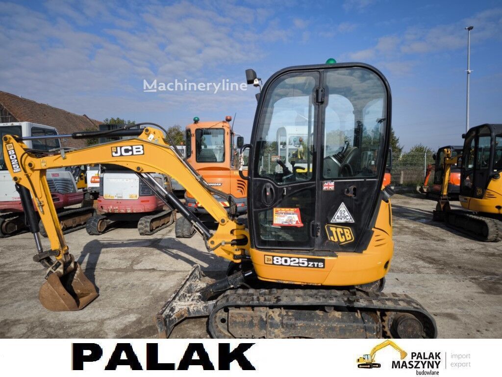 JCB Mini koparka 8025 mini bager