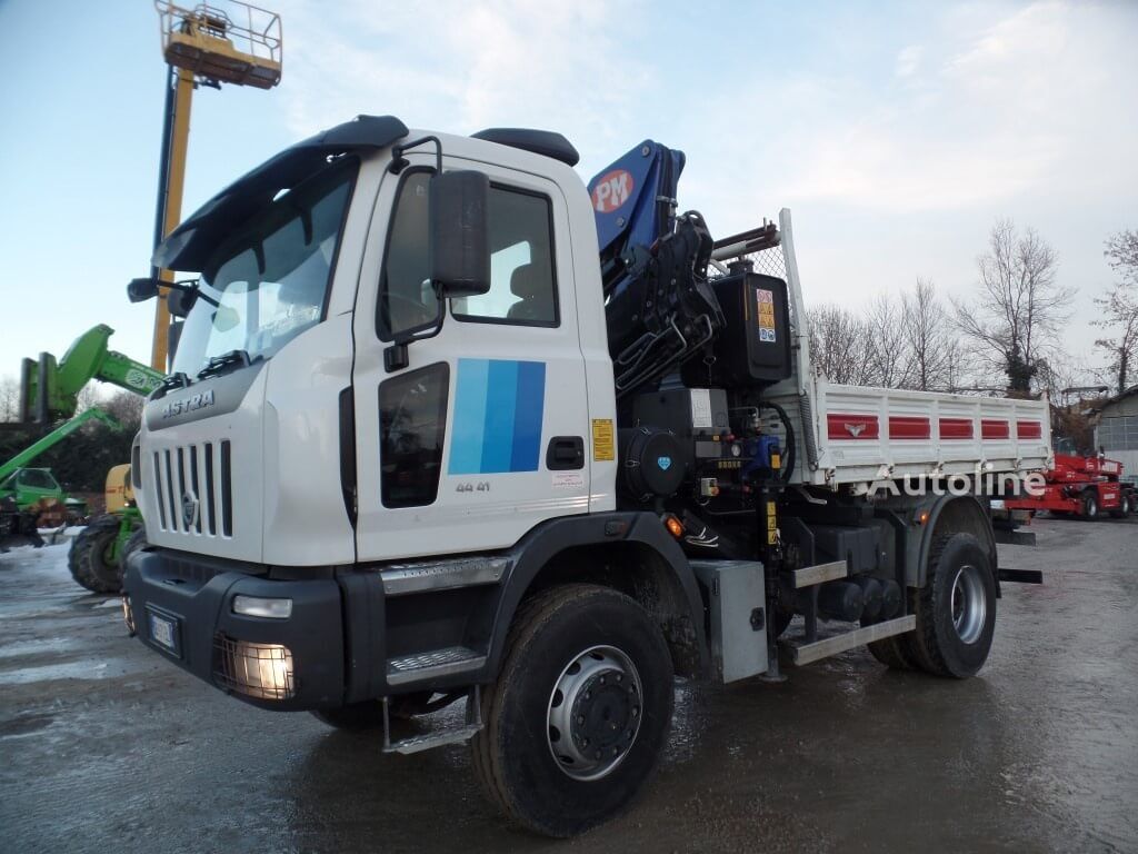 Astra HD8 44.41-80 kamion s ravnom platformom