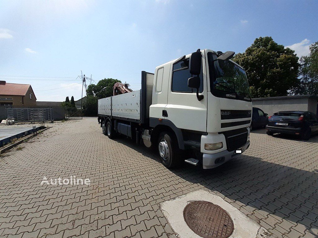 DAF CF 85-410 kamion s ravnom platformom