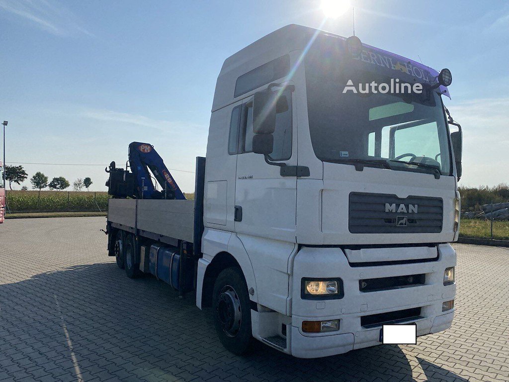 MAN TGA 26.360 kamion s ravnom platformom