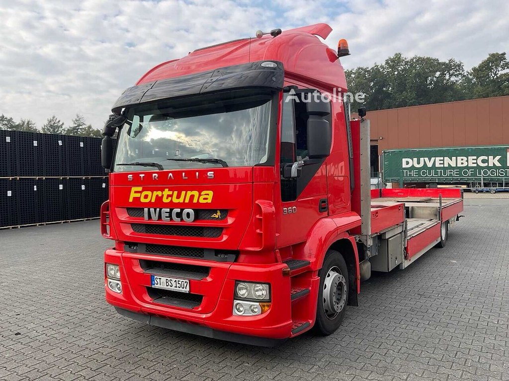 Prodaje se IVECO Stralis 360 kamion s ravnom platformom na aukciji