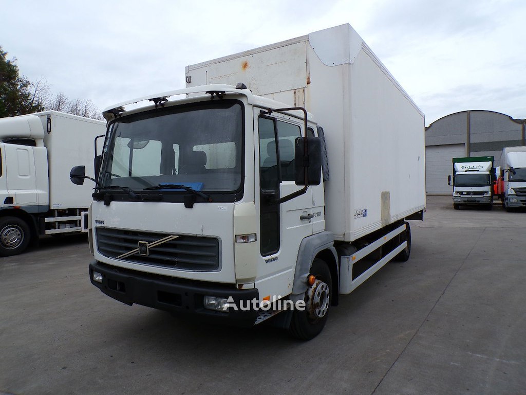 Volvo FL 180 kamion furgon