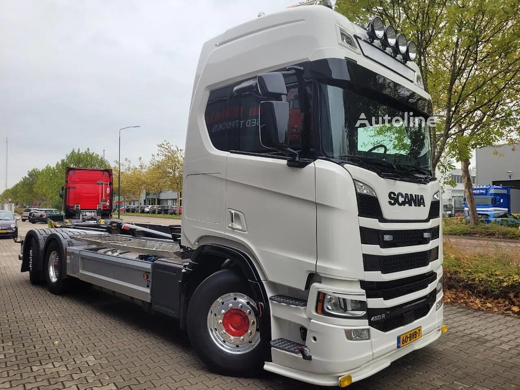 Scania 460R B6x2*4NA 9tons frontaxle 495WB 3de stearingaxle kamion rol kiper