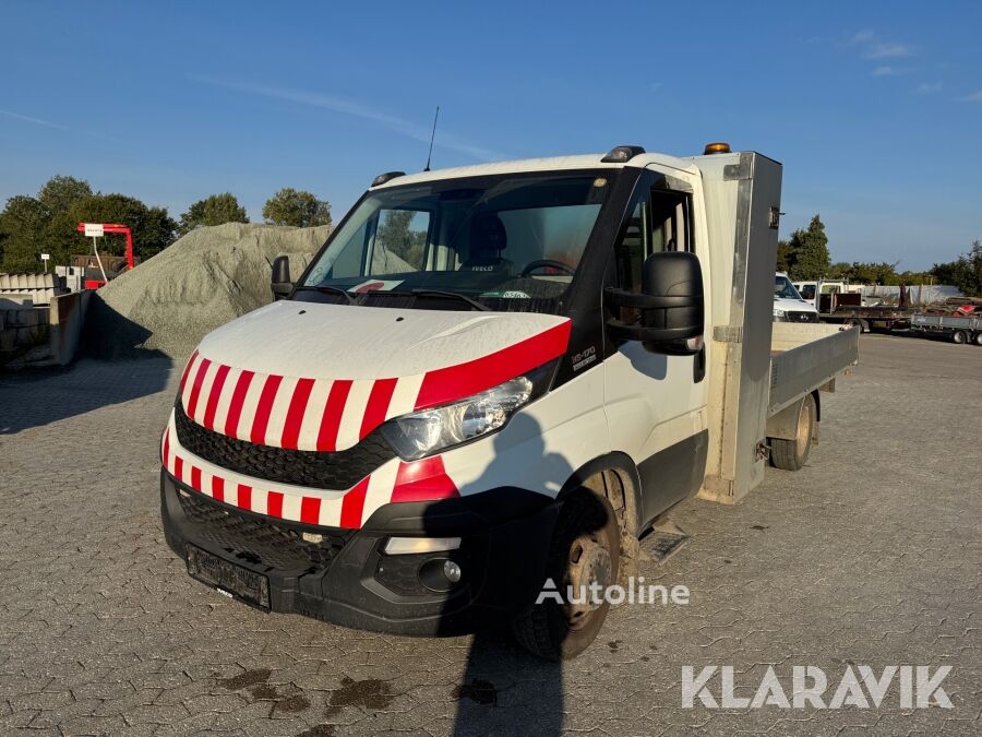 Prodaje se IVECO 35C17H 3.0D WB3750 aut kamion s ravnom platformom < 3.5t na aukciji