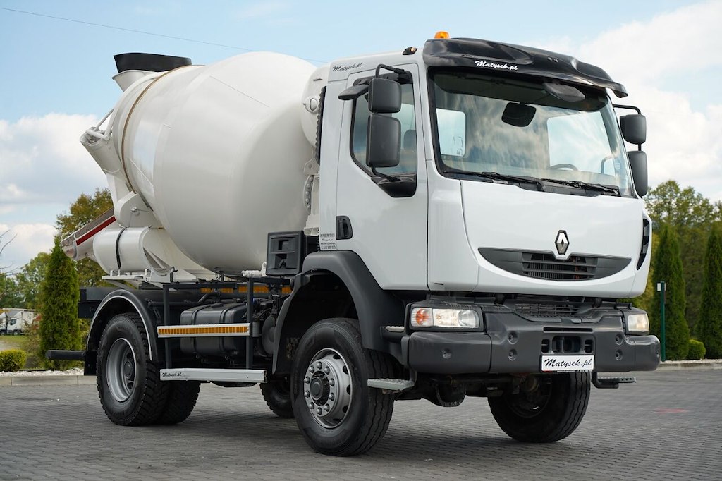 Huch na šasiji Renault KERAX kamion s mešalicom za beton
