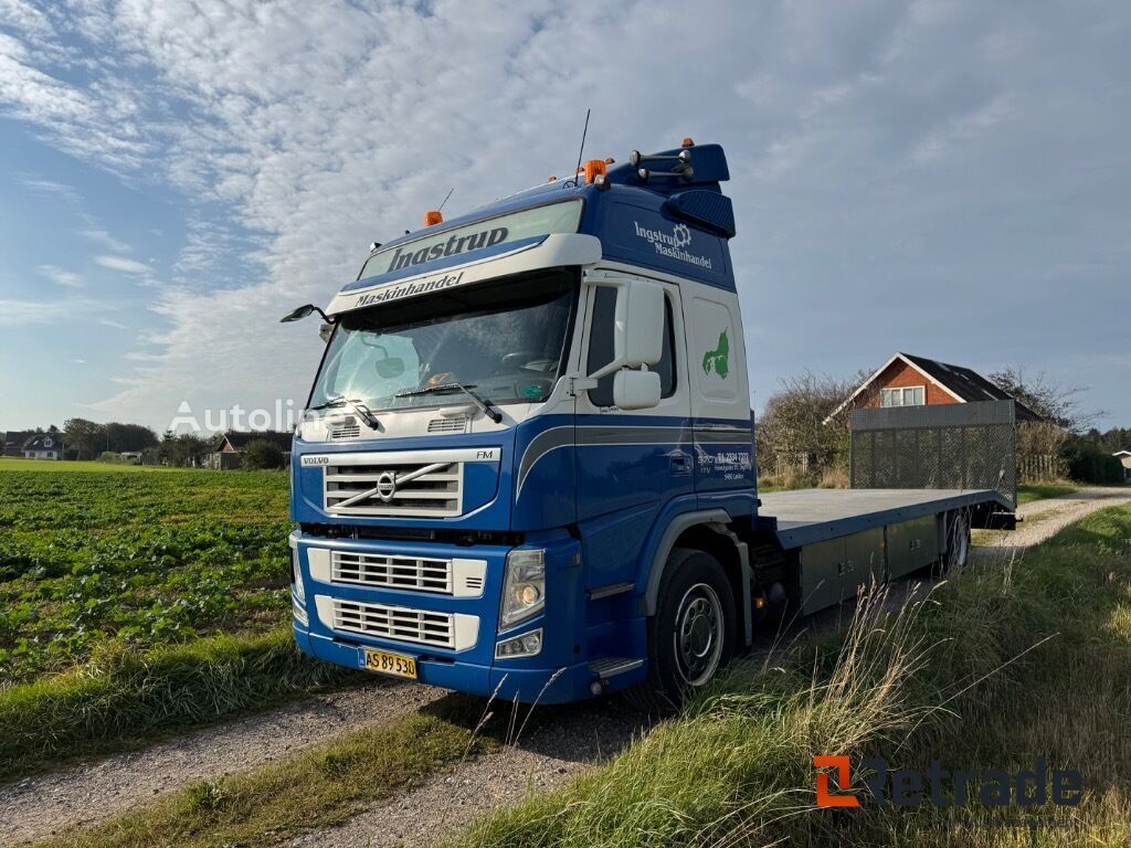 Prodaje se Volvo FM autotransporter na aukciji