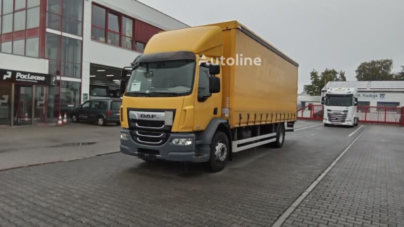DAF LF 320 FA kamion s ceradom