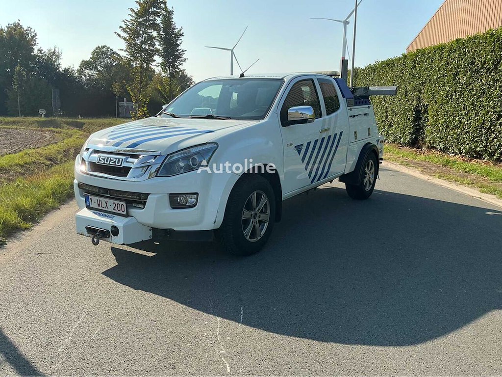 Prodaje se Isuzu D-max CO.ME.AR šlep auto na aukciji
