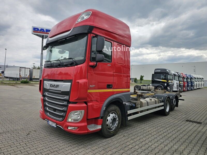 DAF XF 480 FAR vozilo za prevoz kontejnera
