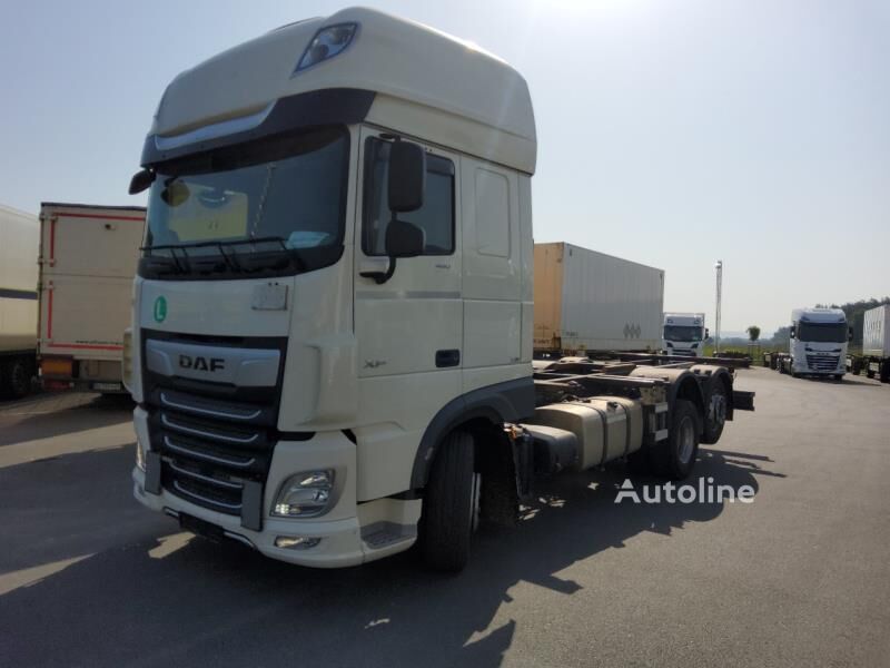 DAF XF 480 FAN 6X2 N vozilo za prevoz kontejnera