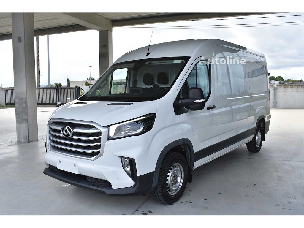 Prodaje se Maxus DELIVER 9 **SLECHTS 31000KM** minibus furgon na aukciji