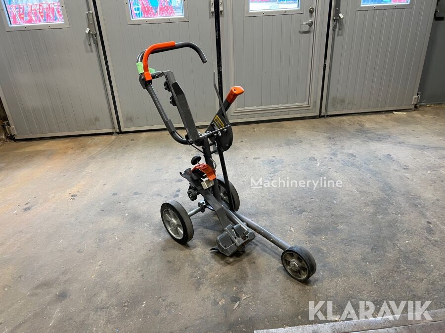 Prodaje se Husqvarna Kv970 /1260 sekačicu asfalta na aukciji