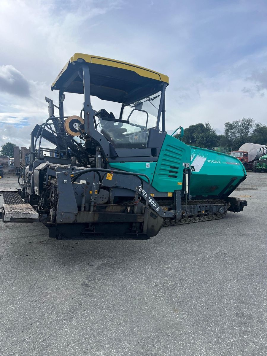 Vögele Super 1800-3 asfaltni finišer guseničar