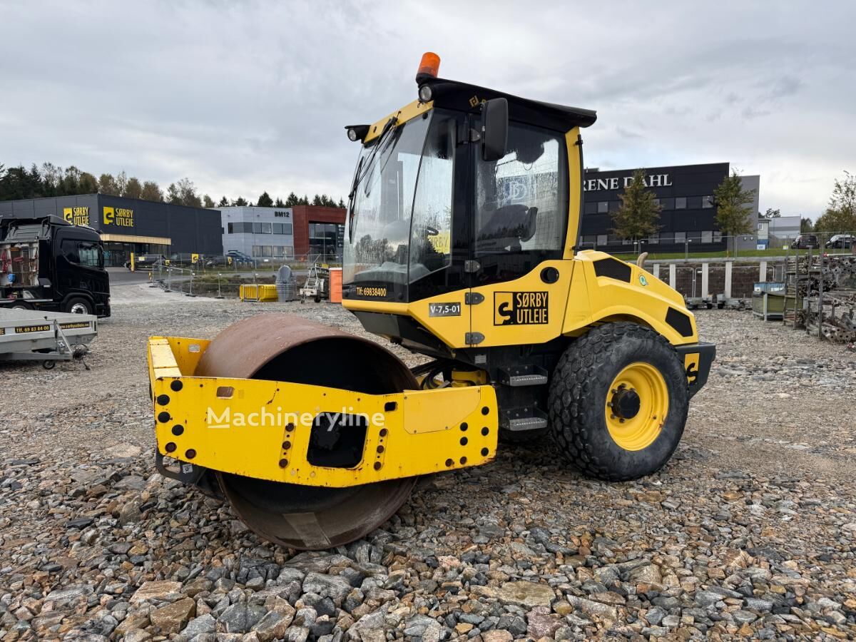 Prodaje se BOMAG BW 177 D-5 VALS kompaktor s jednim valjkom na aukciji