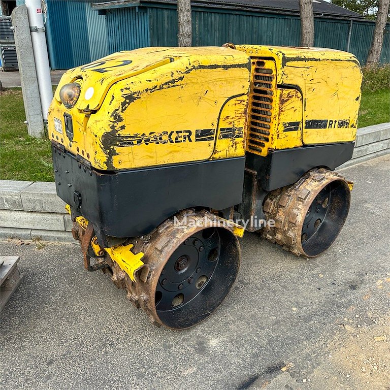Prodaje se Wacker Neuson RT82 SC2 kompaktor na aukciji