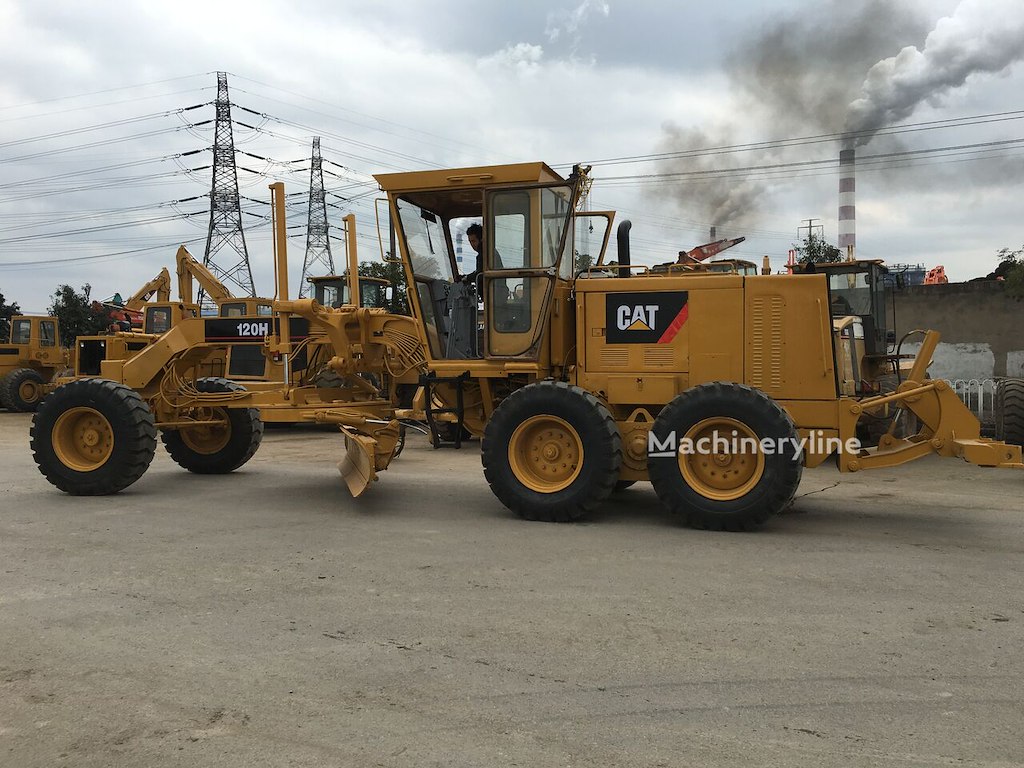Caterpillar 120H grejder