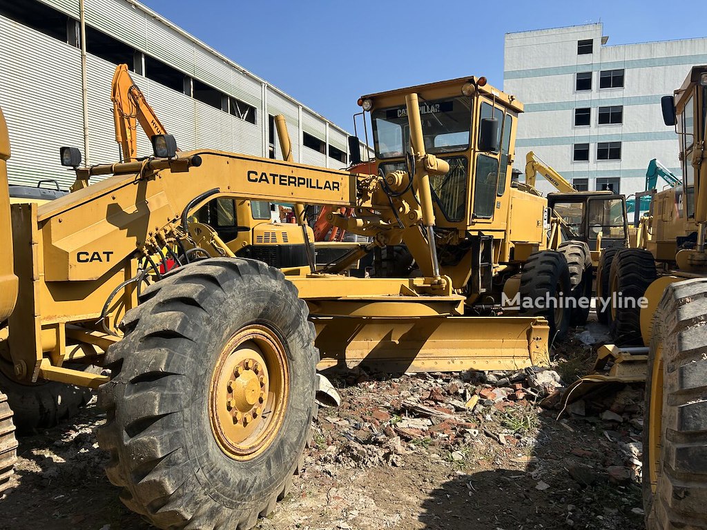 Caterpillar 14H grejder
