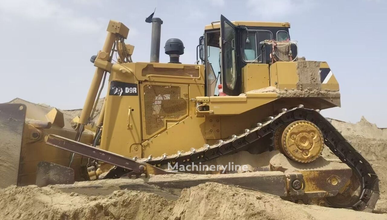 Caterpillar D9R buldožer