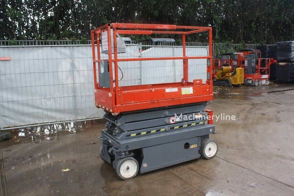 Prodaje se Skyjack SJ3219 makazastu platformu na aukciji