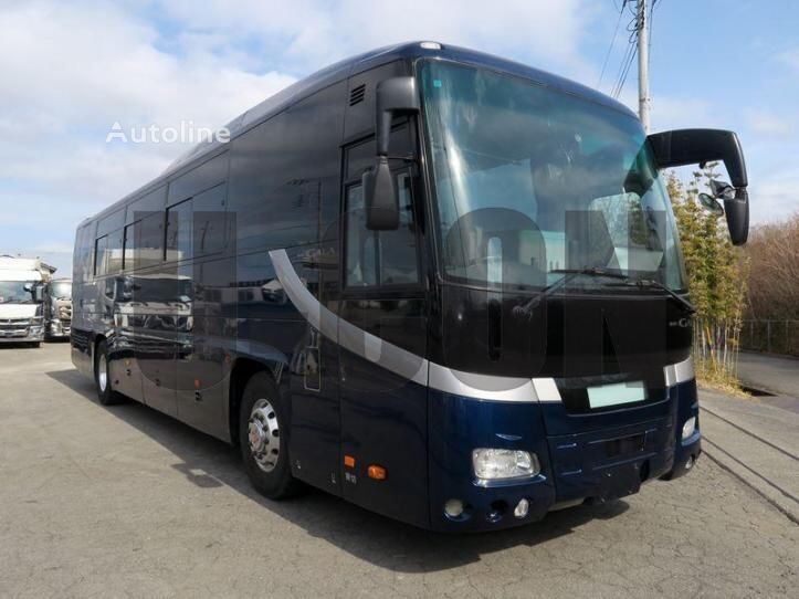 Isuzu GALA turistički autobus