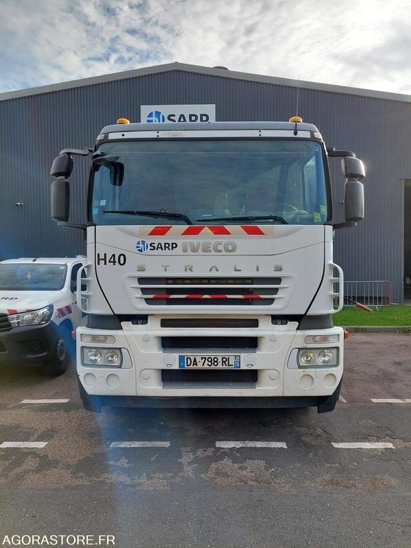Prodaje se IVECO STRALIS vozilo za čišćenje kanalizacije na aukciji