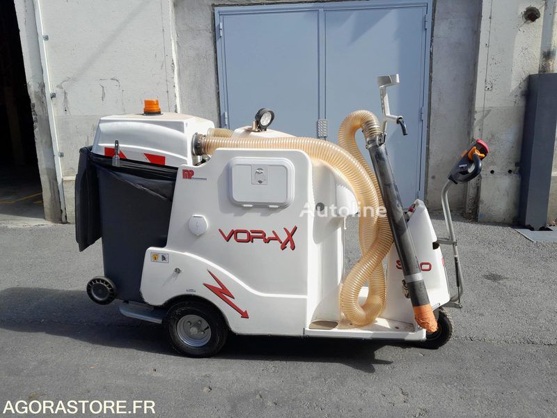 Prodaje se VORAX 340 ulični usisivač na aukciji