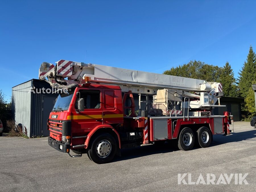 Prodaje se Scania P113HL6X2 vatrogasnu hidrauličnu platformu na aukciji