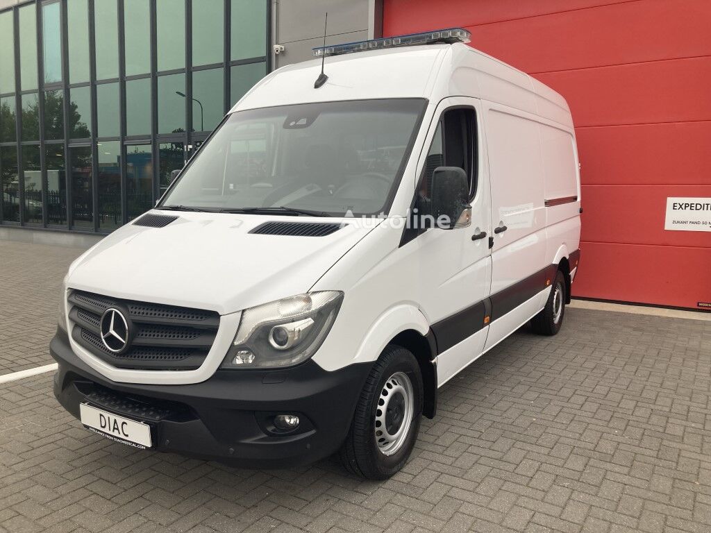 Mercedes-Benz Sprinter 319 CDI vozilo hitne pomoći